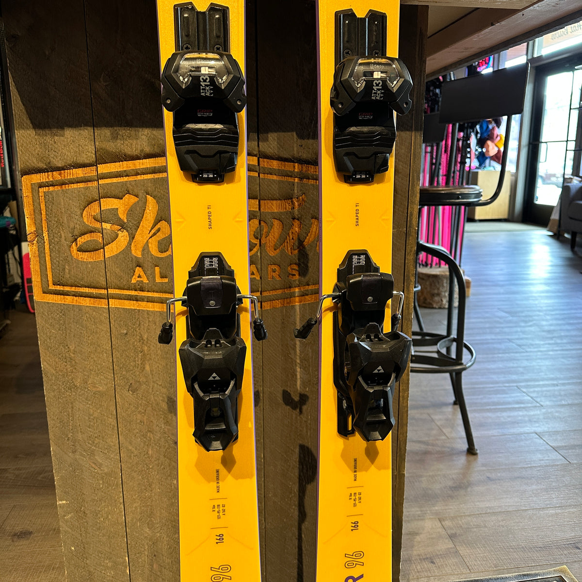 2025 FISCHER RANGER 96 (MANGO - 166cm) + ATTACK 13 DEMO BINDINGS - USE ...