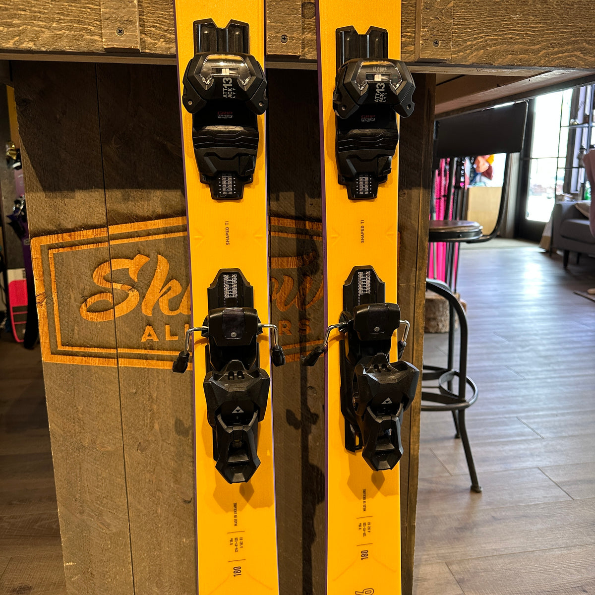 2025 FISCHER RANGER 96 (MANGO - 180cm) + ATTACK 13 DEMO BINDINGS - USE ...